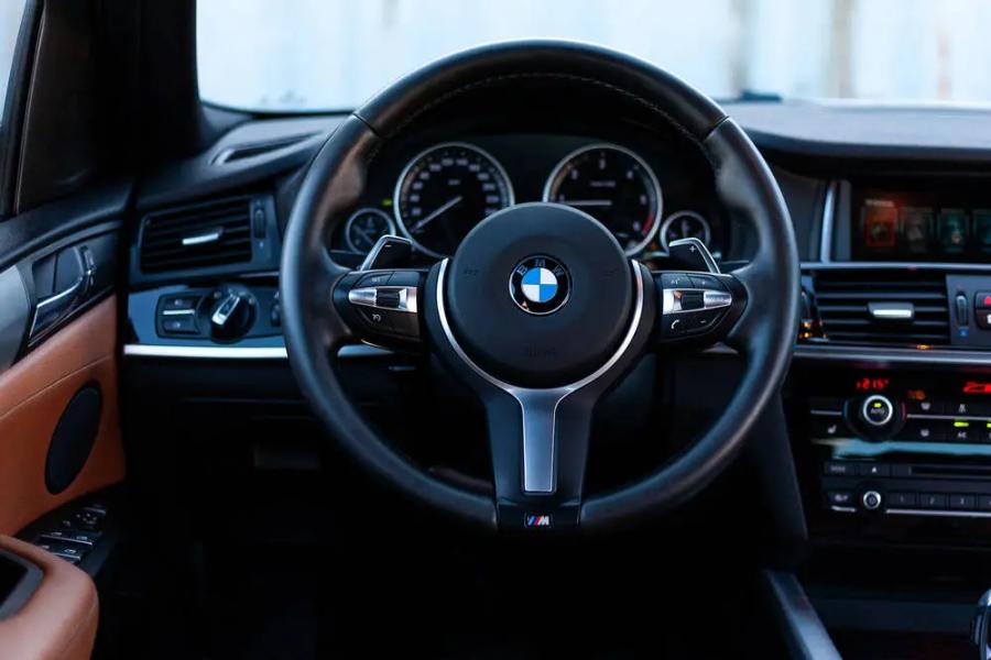 White BMW X4 2017 in Riga, with an engine capacity of 2.00 L and mileage of 204 thousand km for 20995 €, photo 34 on AUTOMOTO.COM.LV