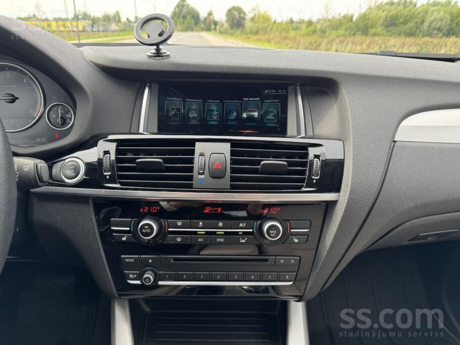 White BMW X4 2017 in Riga, with an engine capacity of 2.00 L and mileage of 120 thousand km for 21900 €, photo 13 on AUTOMOTO.COM.LV