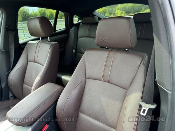 White BMW X4 2018 in Tallinn, with an engine capacity of 2.00 L and mileage of 119 thousand km for 23499 €, photo 11 on AUTOMOTO.COM.LV