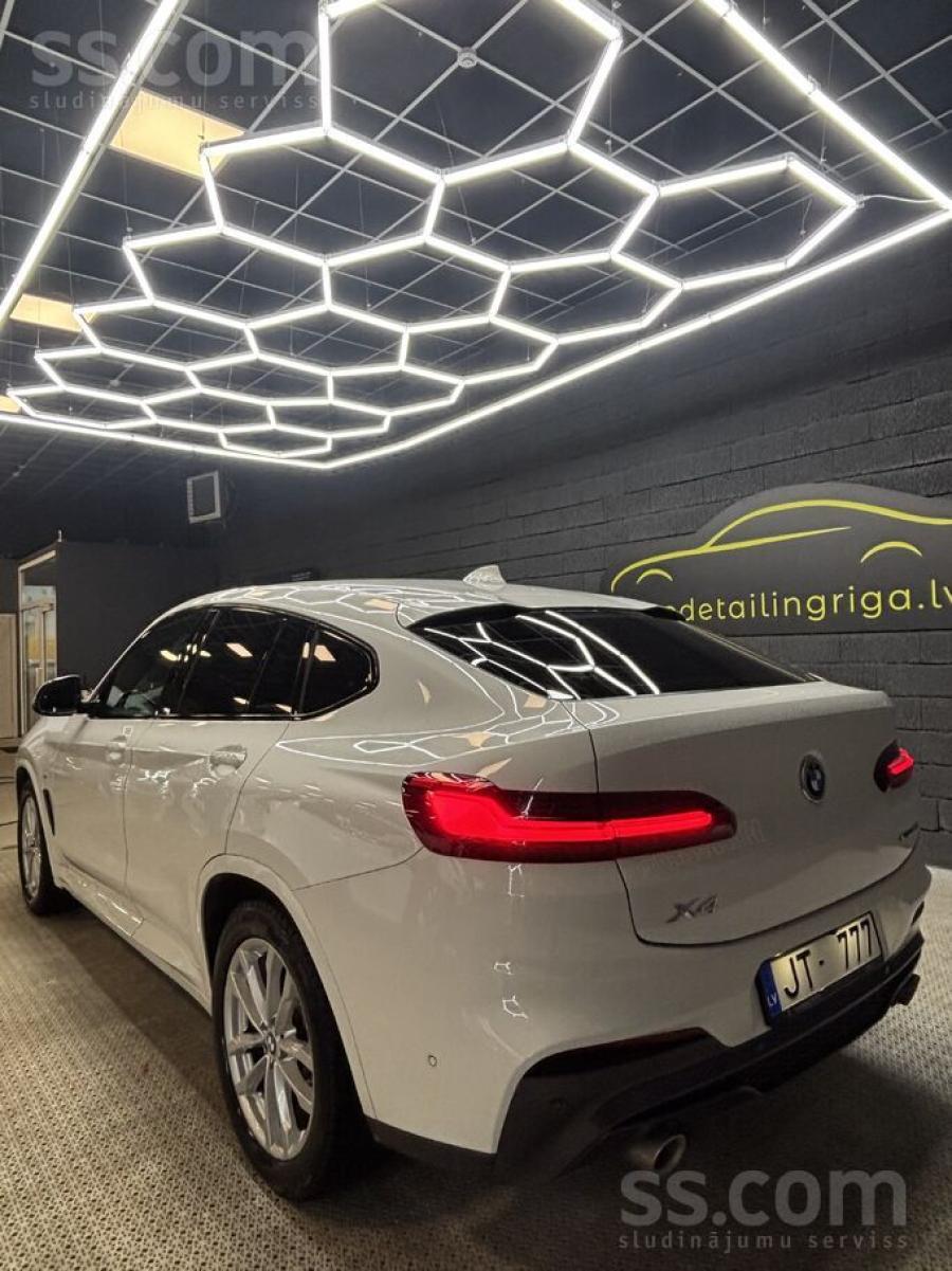 White BMW X4 2018 in Riga, with an engine capacity of 3.00 L and mileage of 59 thousand km for 35500 €, photo 6 on AUTOMOTO.COM.LV