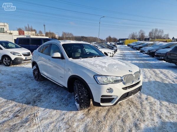 White BMW X4 2018 in Kaunas, with an engine capacity of 3.00 L and mileage of 193 thousand km for 20190 €, photo 3 on AUTOMOTO.COM.LV