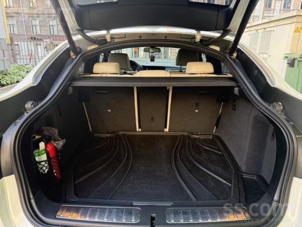 White BMW X4 2018 in Riga, with an engine capacity of 2.00 L and mileage of 134 thousand km for 22500 €, photo 7 on AUTOMOTO.COM.LV