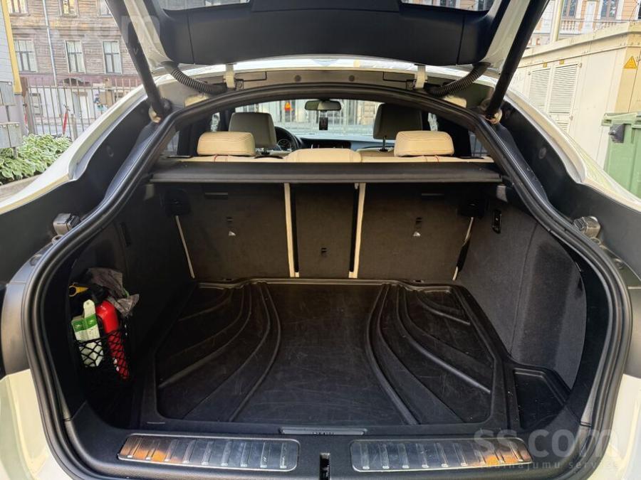 Balts BMW X4 2018 Rīga, ar dzinēja tilpumu 2.00 L un nobraukumu 134 tūkst. km par 22500 €, foto 8 vietnē AUTOMOTO.COM.LV
