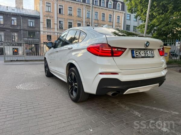 White BMW X4 2018 in Riga, with an engine capacity of 2.00 L and mileage of 134 thousand km for 20500 €, photo 3 on AUTOMOTO.COM.LV