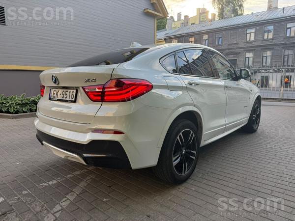White BMW X4 2018 in Riga, with an engine capacity of 2.00 L and mileage of 134 thousand km for 20500 €, photo 4 on AUTOMOTO.COM.LV