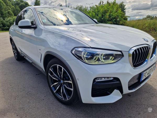 White BMW X4 2018 in Taurage, with an engine capacity of 2.00 L and mileage of 180 thousand km for 27000 €, photo 5 on AUTOMOTO.COM.LV