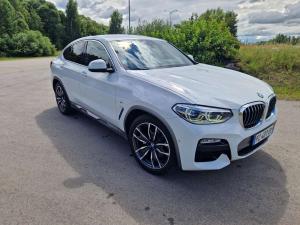 White BMW X4 2018 in Taurage, with an engine capacity of 2.00 L and mileage of 180 thousand km for 27000 €, photo 7 on AUTOMOTO.COM.LV