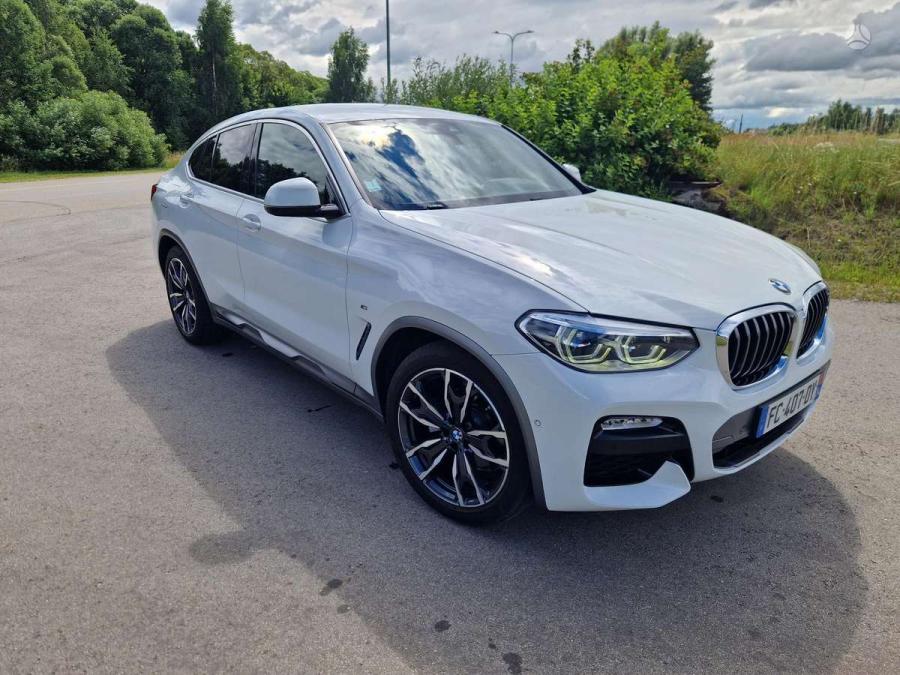White BMW X4 2018 in Taurage, with an engine capacity of 2.00 L and mileage of 180 thousand km for 27000 €, photo 7 on AUTOMOTO.COM.LV