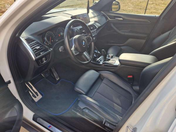 White BMW X4 2018 in Taurage, with an engine capacity of 2.00 L and mileage of 180 thousand km for 27000 €, photo 9 on AUTOMOTO.COM.LV