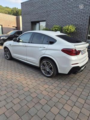Balts BMW X4 2018 Kauņa, ar dzinēja tilpumu 3.00 L un nobraukumu 126 tūkst. km par 24900 €, foto 9 vietnē AUTOMOTO.COM.LV