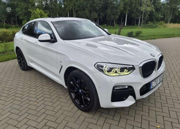 BMW X4 2018 in Utena on AUTOMOTO.COM.LV White BMW X4 2018 in Utena, with an engine capacity of 2.00 L and mileage of 216 thousand km for 27500 €, photo 8 on AUTOMOTO.COM.LV