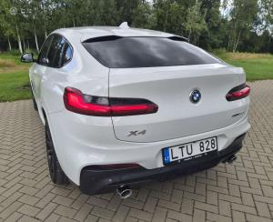 White BMW X4 2018 in Utena, with an engine capacity of 2.00 L and mileage of 216 thousand km for 27500 €, photo 15 on AUTOMOTO.COM.LV