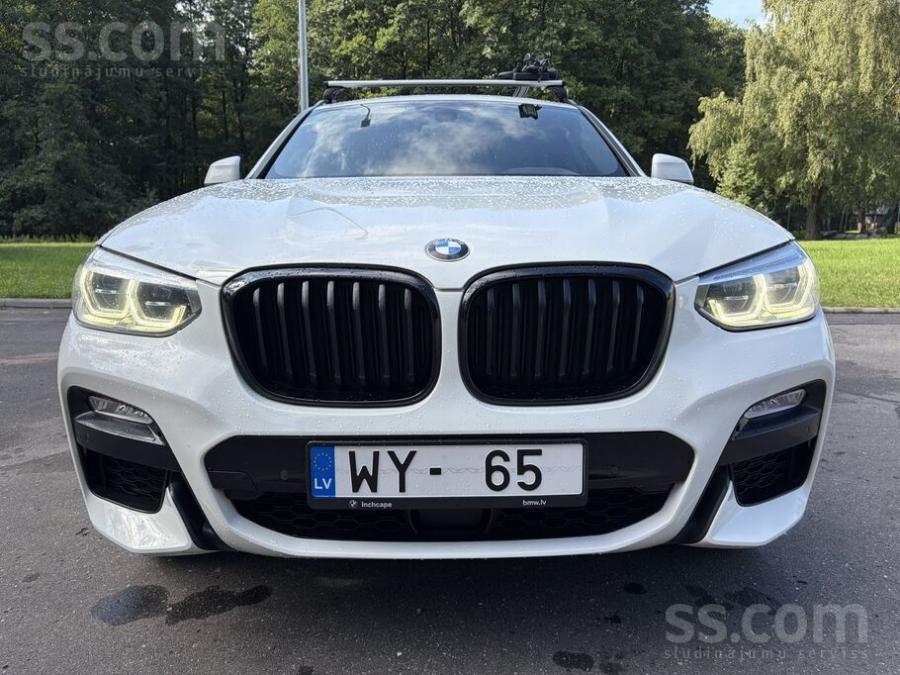 White BMW X4 2018 in Riga, with an engine capacity of 2.00 L and mileage of 235 thousand km for 26500 €, photo 1 on AUTOMOTO.COM.LV