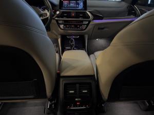 Balts BMW X4 2018 Rīga, ar dzinēja tilpumu 3.00 L un nobraukumu 225 tūkst. km par 29990 €, foto 21 vietnē AUTOMOTO.COM.LV