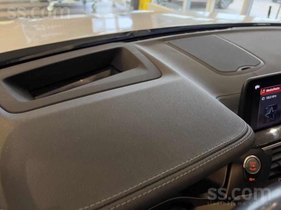 White BMW X4 2018 in Riga, with an engine capacity of 3.00 L and mileage of 225 thousand km for 29990 €, photo 24 on AUTOMOTO.COM.LV