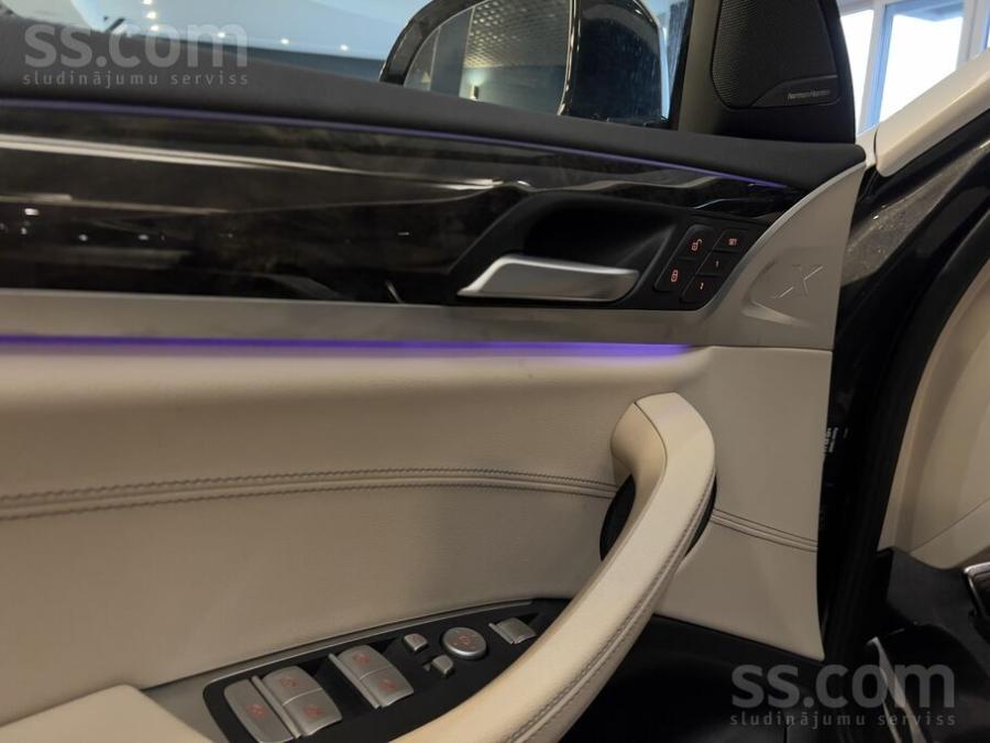 Balts BMW X4 2018 Rīga, ar dzinēja tilpumu 3.00 L un nobraukumu 225 tūkst. km par 29990 €, foto 26 vietnē AUTOMOTO.COM.LV