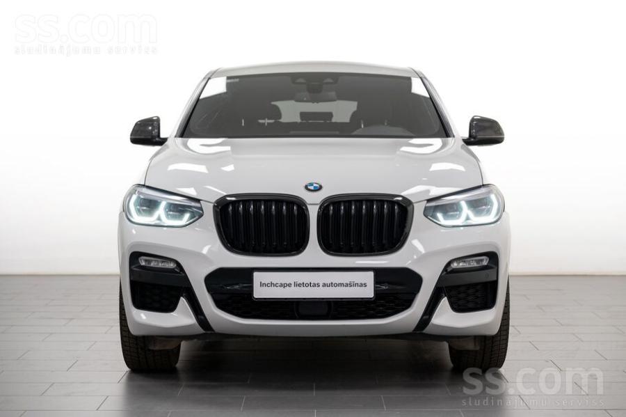 White BMW X4 2019 in Riga, with an engine capacity of 3.00 L and mileage of 158 thousand km for 34900 €, photo 3 on AUTOMOTO.COM.LV