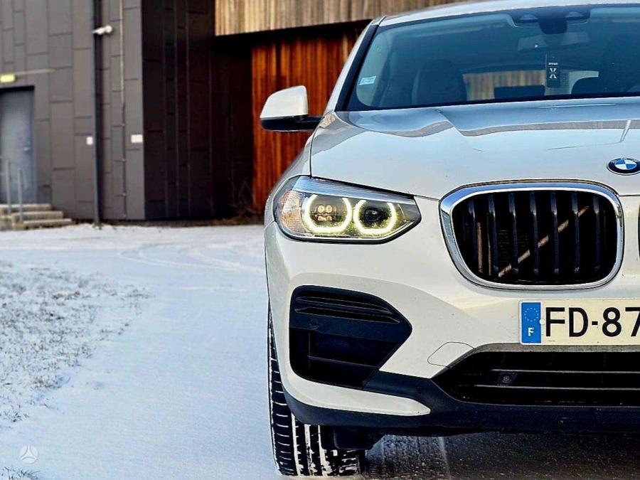 Balts BMW X4 2019 Tauragė, ar dzinēja tilpumu 2.00 L un nobraukumu 196 tūkst. km par 19900 €, foto 8 vietnē AUTOMOTO.COM.LV