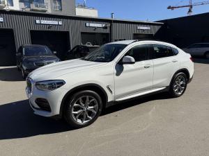 White BMW X4 2019 in Vilnius, with an engine capacity of 2.00 L and mileage of 107 thousand km for 34999 €, photo 2 on AUTOMOTO.COM.LV