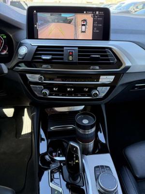 White BMW X4 2019 in Vilnius, with an engine capacity of 2.00 L and mileage of 107 thousand km for 34999 €, photo 10 on AUTOMOTO.COM.LV