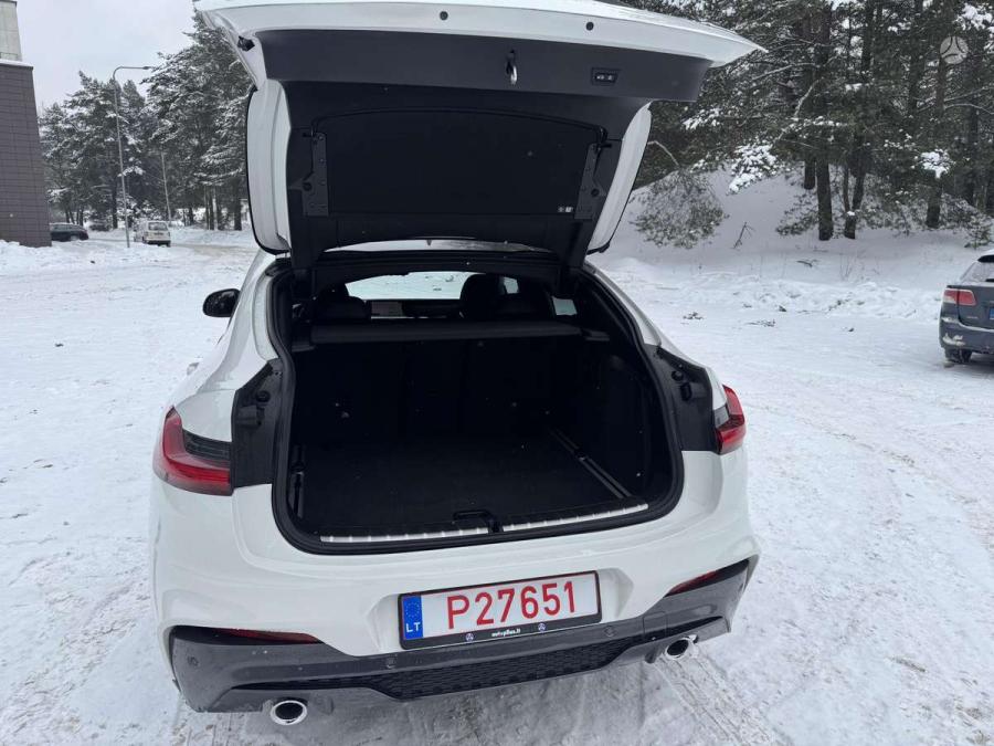 White BMW X4 2019 in Vilnius, with an engine capacity of 2.00 L and mileage of 270 thousand km for 23850 €, photo 23 on AUTOMOTO.COM.LV