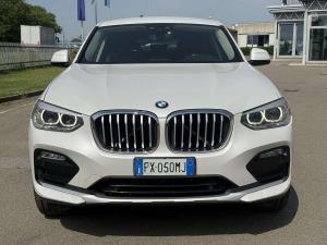 White BMW X4 2019 in Panevezys, with an engine capacity of 2.00 L and mileage of 227 thousand km for 23990 €, photo 5 on AUTOMOTO.COM.LV