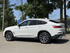 Balts BMW X4 2019 Panevēža, ar dzinēja tilpumu 2.00 L un nobraukumu 227 tūkst. km par 23990 €, foto 16 vietnē AUTOMOTO.COM.LV