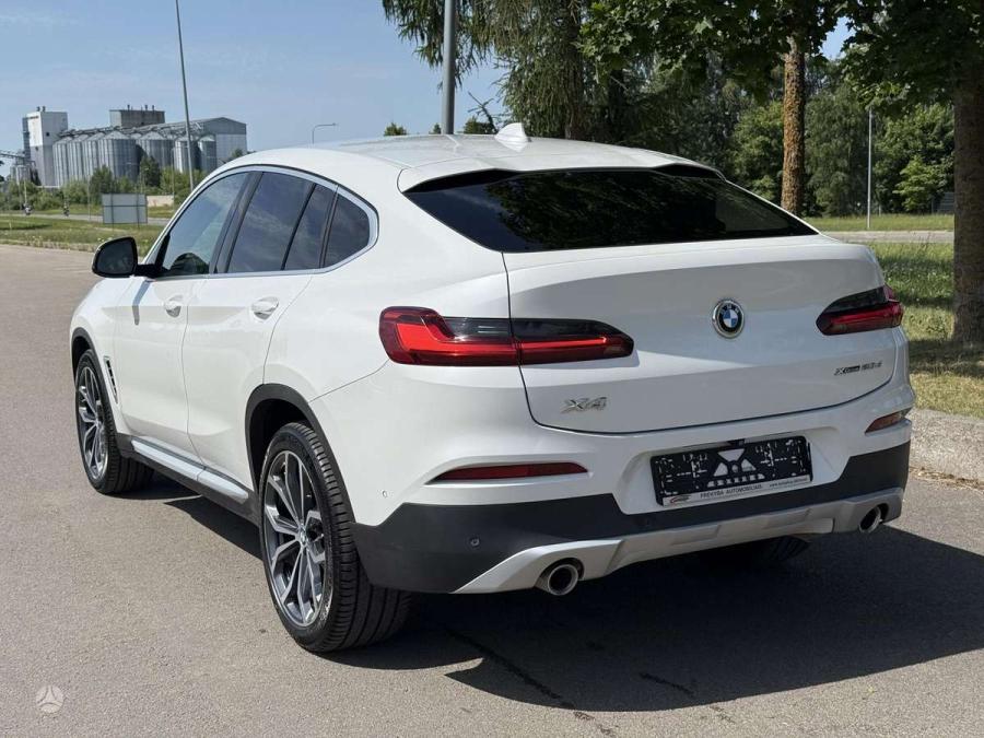 Balts BMW X4 2019 Panevēža, ar dzinēja tilpumu 2.00 L un nobraukumu 227 tūkst. km par 23990 €, foto 20 vietnē AUTOMOTO.COM.LV