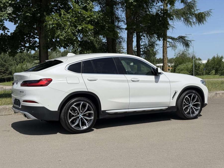 Balts BMW X4 2019 Panevēža, ar dzinēja tilpumu 2.00 L un nobraukumu 227 tūkst. km par 23990 €, foto 22 vietnē AUTOMOTO.COM.LV