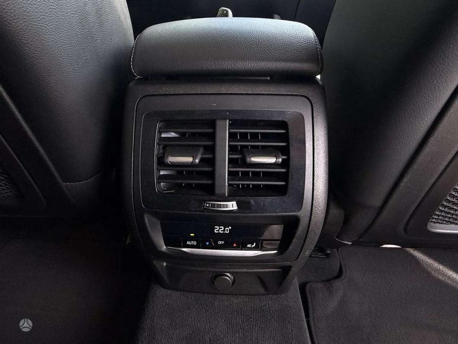 Balts BMW X4 2019 Panevēža, ar dzinēja tilpumu 2.00 L un nobraukumu 227 tūkst. km par 23990 €, foto 31 vietnē AUTOMOTO.COM.LV