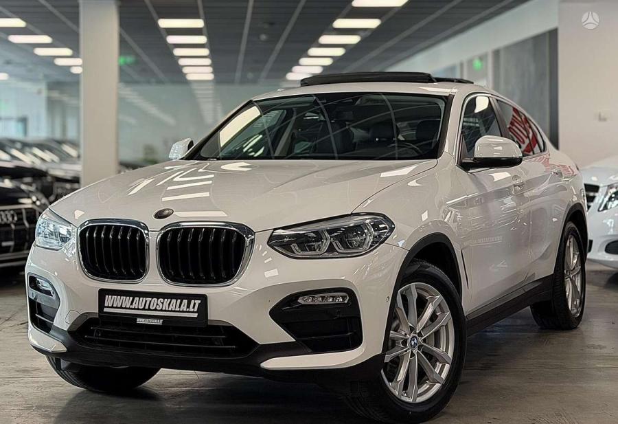 White BMW X4 2019 in Klaipeda, with an engine capacity of 2.00 L and mileage of 262 thousand km for 24950 €, photo 1 on AUTOMOTO.COM.LV