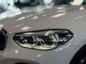 White BMW X4 2019 in Klaipeda, with an engine capacity of 2.00 L and mileage of 262 thousand km for 24950 €, photo 24 on AUTOMOTO.COM.LV