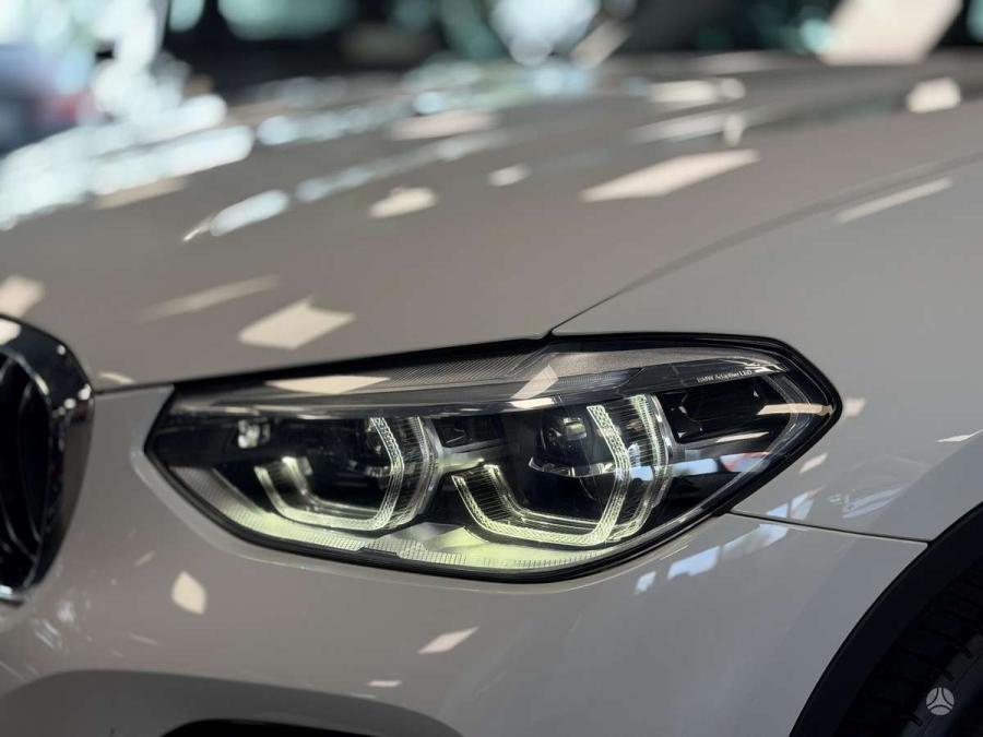 White BMW X4 2019 in Klaipeda, with an engine capacity of 2.00 L and mileage of 262 thousand km for 24950 €, photo 24 on AUTOMOTO.COM.LV