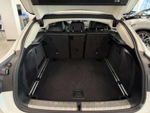 White BMW X4 2019 in Klaipeda, with an engine capacity of 2.00 L and mileage of 262 thousand km for 24950 €, photo 25 on AUTOMOTO.COM.LV