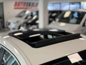 White BMW X4 2019 in Klaipeda, with an engine capacity of 2.00 L and mileage of 262 thousand km for 24950 €, photo 27 on AUTOMOTO.COM.LV
