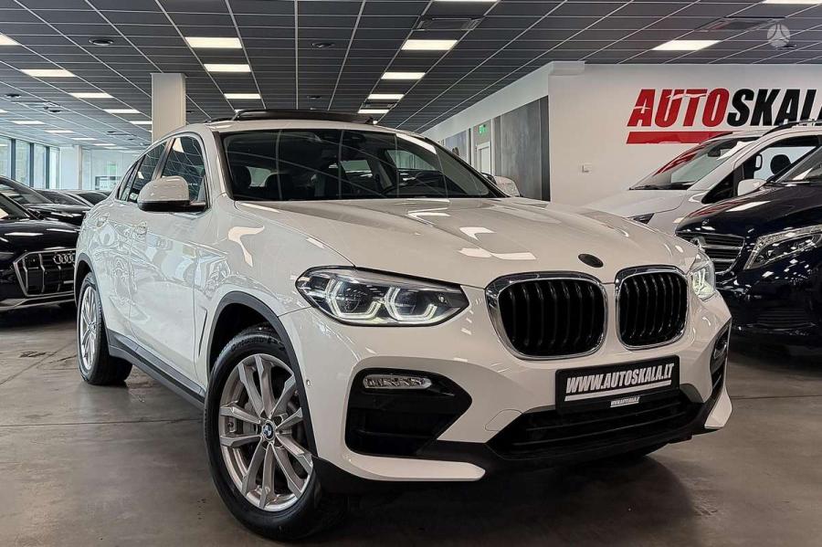 White BMW X4 2019 in Klaipeda, with an engine capacity of 2.00 L and mileage of 262 thousand km for 24950 €, photo 30 on AUTOMOTO.COM.LV