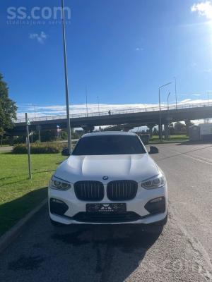 White BMW X4 2019 in Ventspils, with an engine capacity of 2.00 L and mileage of 137 thousand km for 24900 €, photo 1 on AUTOMOTO.COM.LV