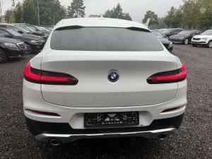 White BMW X4 2020 in Kaunas, with an engine capacity of 2.00 L and mileage of 135 thousand km for 29900 €, photo 8 on AUTOMOTO.COM.LV