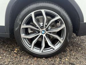 White BMW X4 2020 in Kaunas, with an engine capacity of 2.00 L and mileage of 135 thousand km for 29900 €, photo 15 on AUTOMOTO.COM.LV