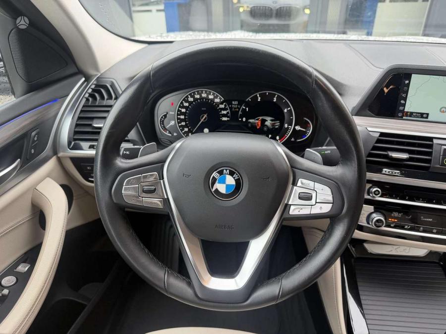 White BMW X4 2020 in Kaunas, with an engine capacity of 2.00 L and mileage of 135 thousand km for 29900 €, photo 20 on AUTOMOTO.COM.LV