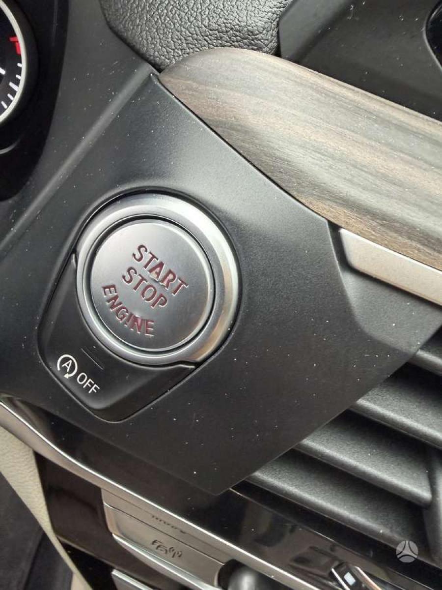 White BMW X4 2020 in Kaunas, with an engine capacity of 2.00 L and mileage of 135 thousand km for 29900 €, photo 28 on AUTOMOTO.COM.LV