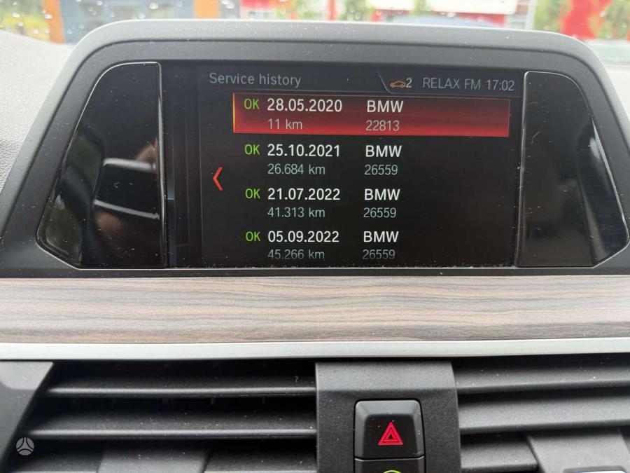 White BMW X4 2020 in Kaunas, with an engine capacity of 2.00 L and mileage of 135 thousand km for 29900 €, photo 40 on AUTOMOTO.COM.LV
