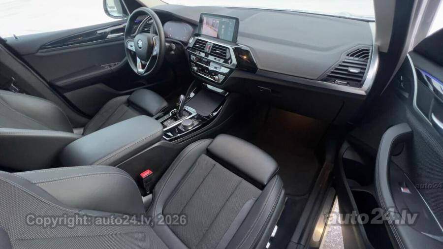 Balts BMW X4 2021 Tallina, ar dzinēja tilpumu 2.00 L un nobraukumu 84 tūkst. km par 39800 €, foto 9 vietnē AUTOMOTO.COM.LV