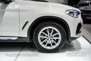 White BMW X4 2021 in Tallinn, with an engine capacity of 2.00 L and mileage of 84 thousand km for 39900 €, photo 4 on AUTOMOTO.COM.LV