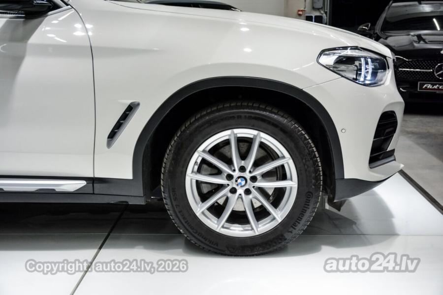 White BMW X4 2021 in Tallinn, with an engine capacity of 2.00 L and mileage of 84 thousand km for 39900 €, photo 4 on AUTOMOTO.COM.LV