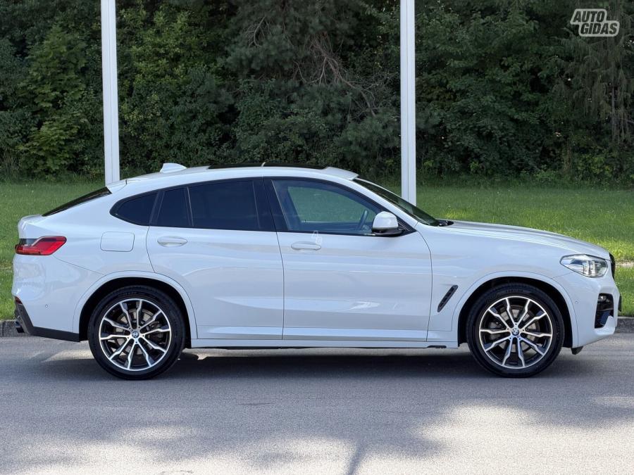 White BMW X4 2021 in Vilnius, with an engine capacity of 2.00 L and mileage of 59 thousand km for 36000 €, photo 7 on AUTOMOTO.COM.LV