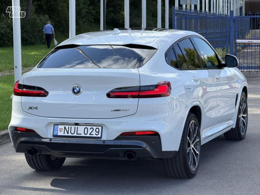White BMW X4 2021 in Vilnius, with an engine capacity of 2.00 L and mileage of 59 thousand km for 36000 €, photo 9 on AUTOMOTO.COM.LV