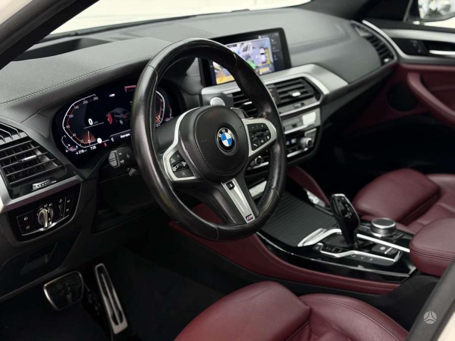 White BMW X4 2021 in Vilnius, with an engine capacity of 2.00 L and mileage of 58 thousand km for 36800 €, photo 9 on AUTOMOTO.COM.LV