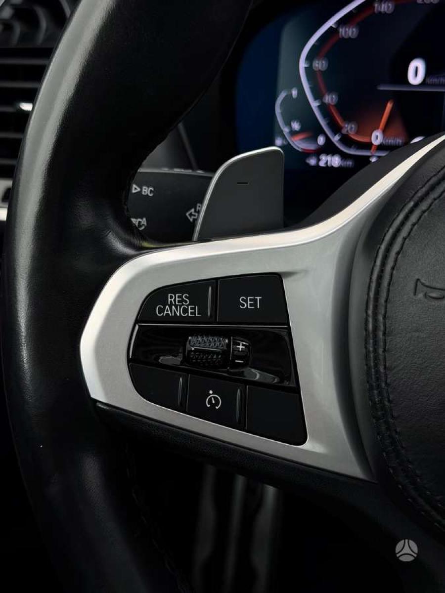 White BMW X4 2021 in Vilnius, with an engine capacity of 2.00 L and mileage of 58 thousand km for 36800 €, photo 32 on AUTOMOTO.COM.LV