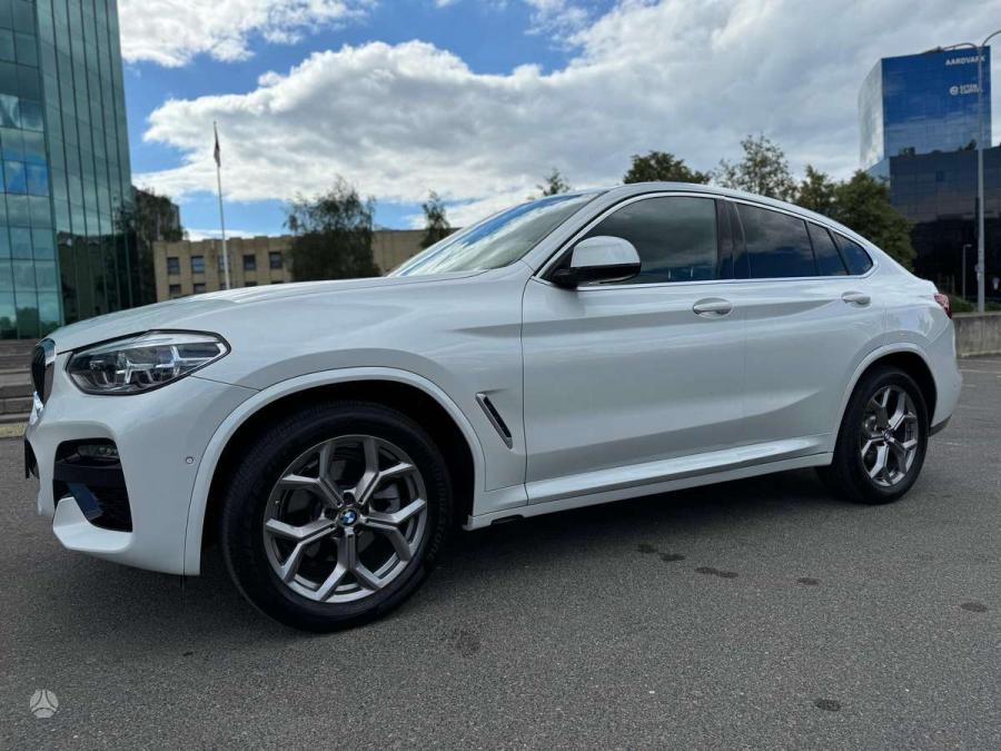 Balts BMW X4 2021 Viļņa, ar dzinēja tilpumu 2.00 L un nobraukumu 25 tūkst. km par 35000 €, foto 4 vietnē AUTOMOTO.COM.LV